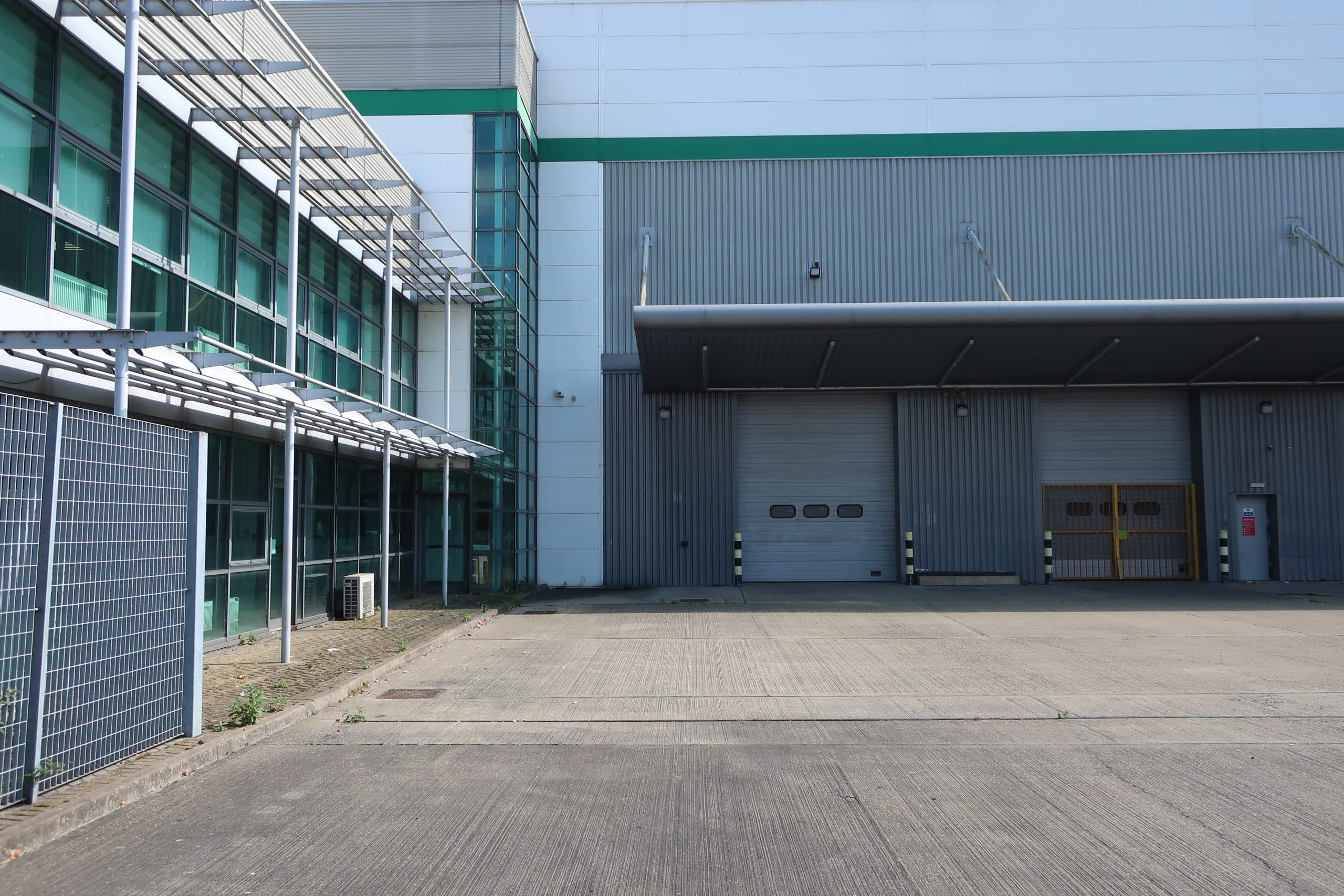East London Huge Warehouse - Area4